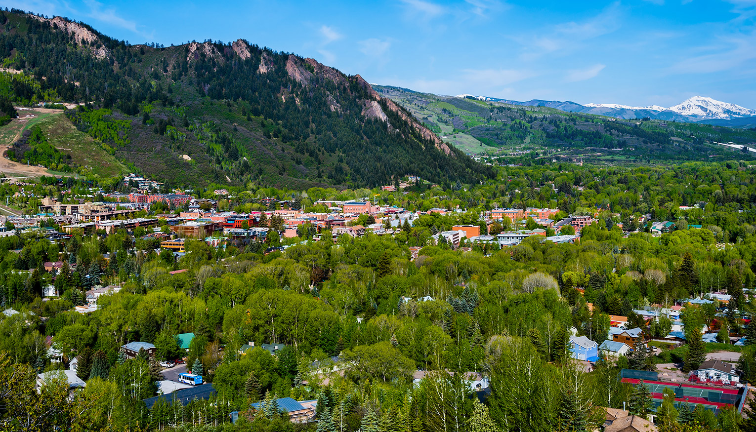 Aspen Vacations, Hotels & Tours